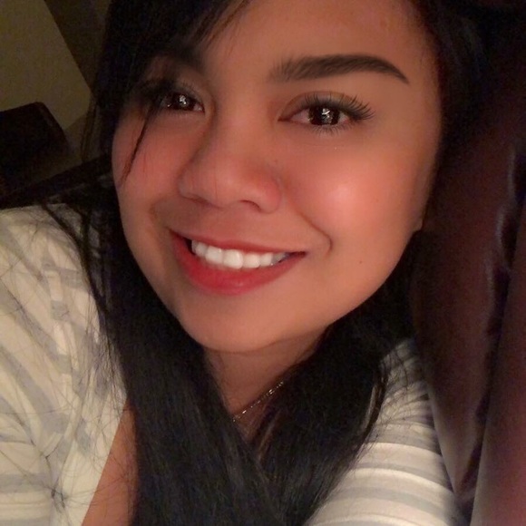 Enjelly's Closet (@domenj93) | Poshmark